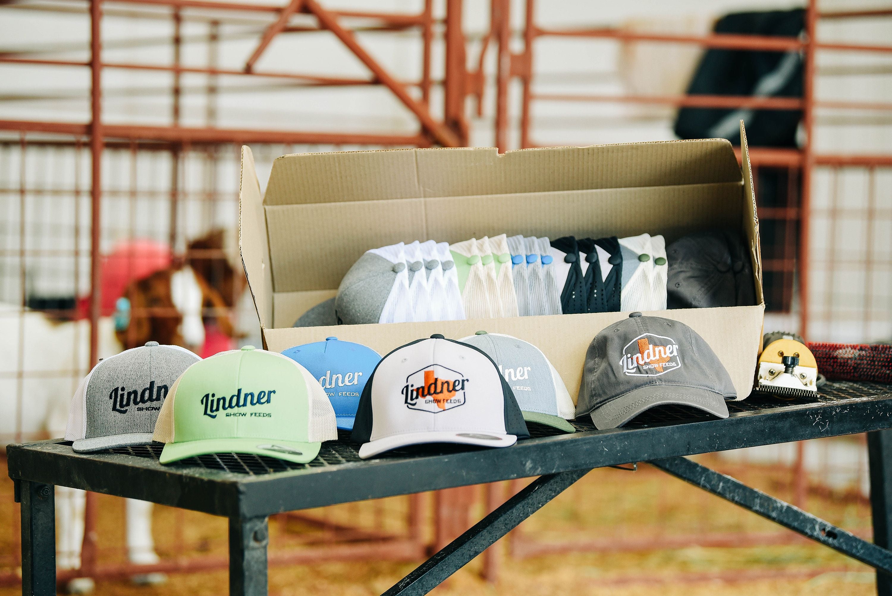 BOX of CAPS – Lindner Show Feeds